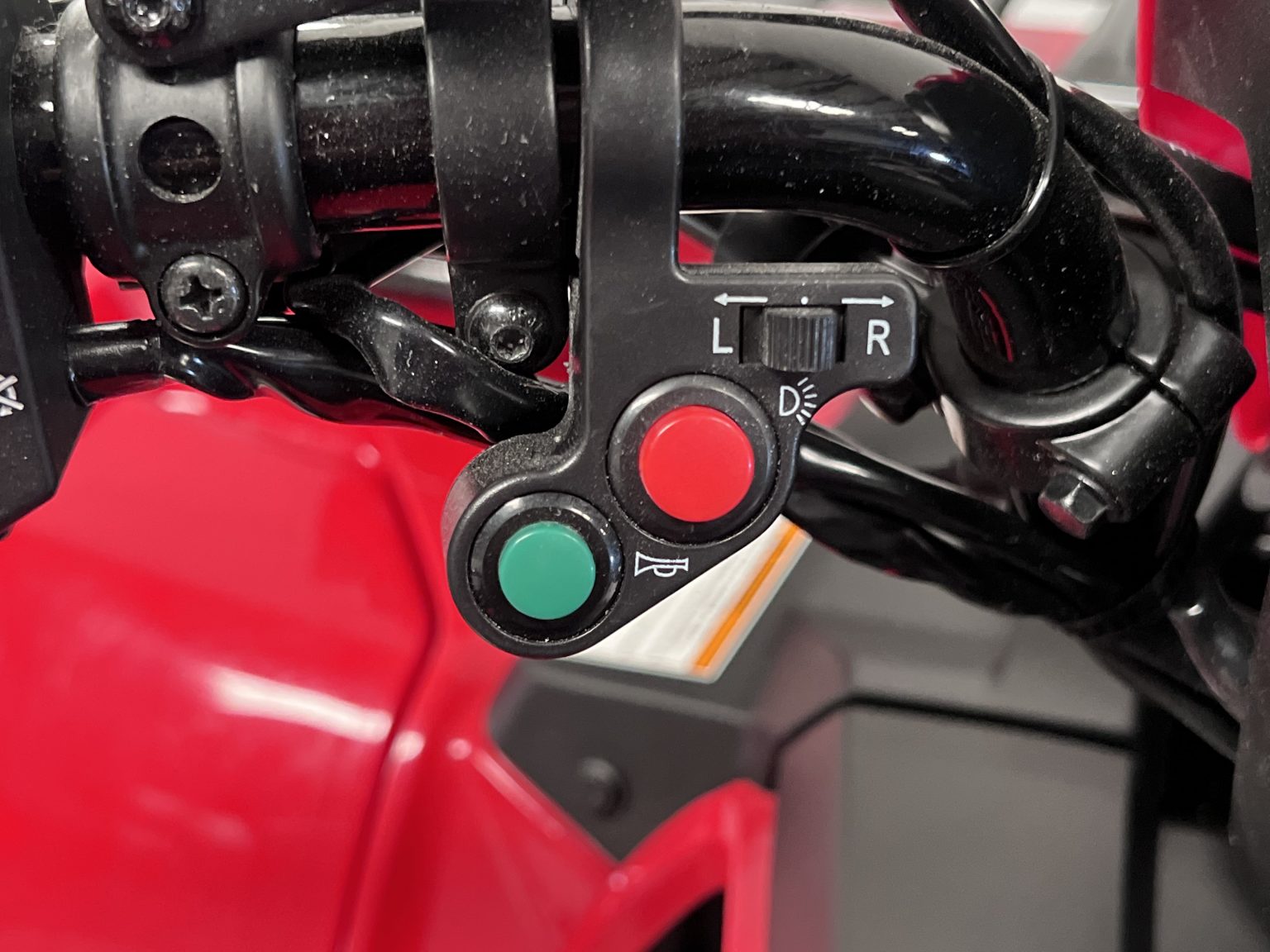 Custom Honda Foreman Stereo and Street Legal Blinker and Lights Kit ...