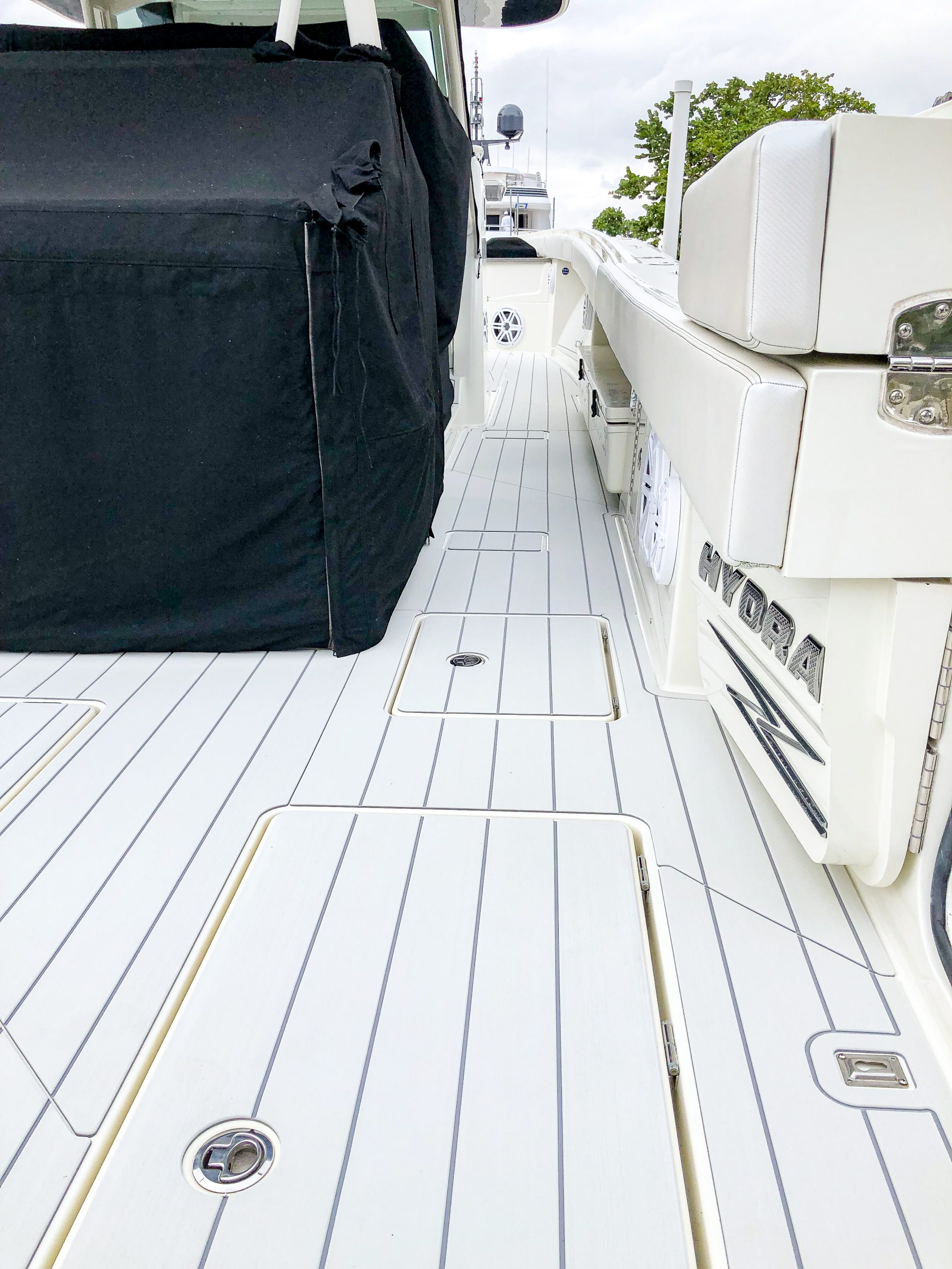 ’53 Hydrasport Gets SeaDek® Installed | Orlando Custom Audio