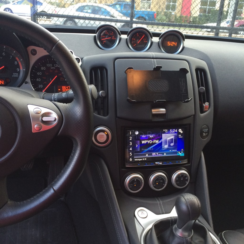 Nissan 370Z with Pioneer head unit, Mmats pro 10′ , Mmats 6.5 ...