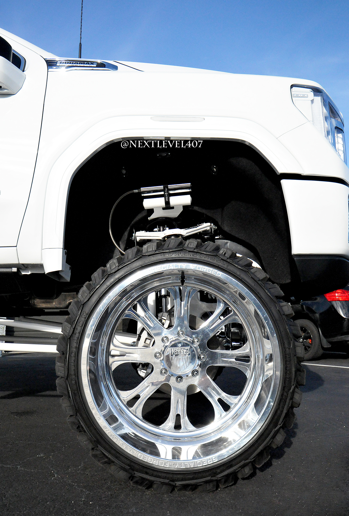 Custom GMC Denali HD | Orlando Custom Audio