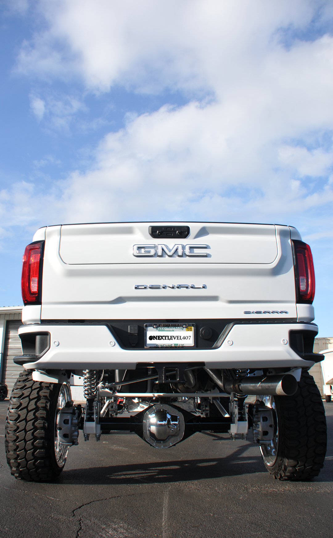 Custom GMC Denali HD | Orlando Custom Audio